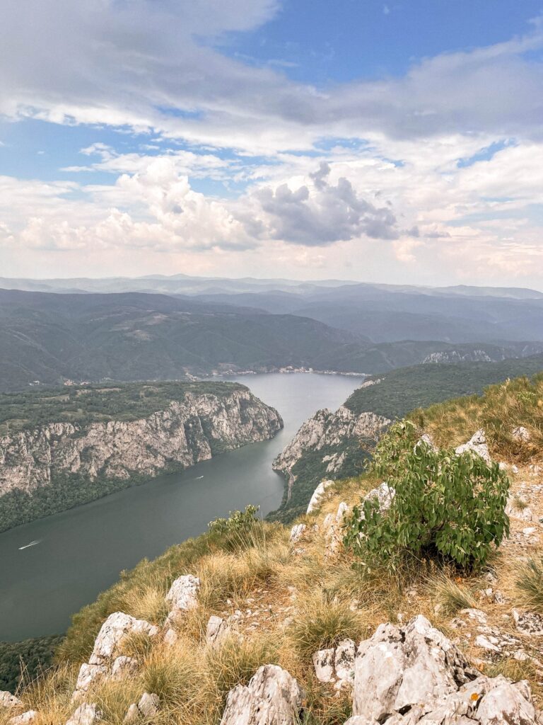 Nacionalni park Đerdap i vrh Veliki Štrbac - tamo gdje se pruža ...